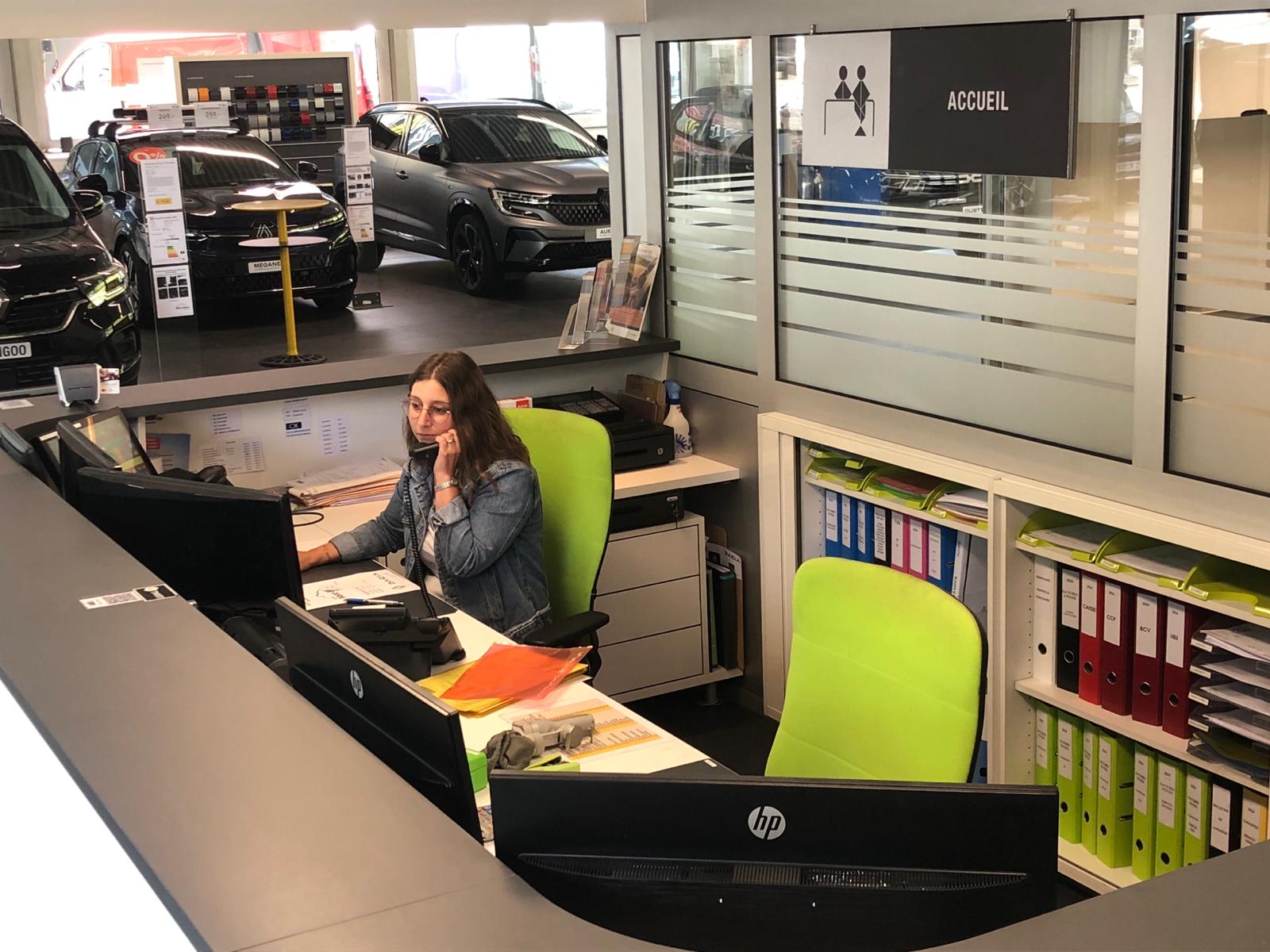 Secrétariat - Garage du Mont-Blanc Moulin SA - Martigny | Renault - Dacia